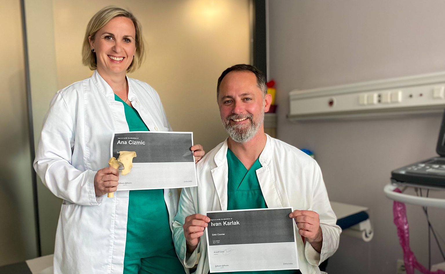 Ugradnja endoproteze kuka prednjim pristupom od sada i u SB Arithera ...